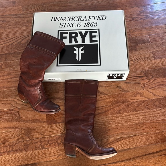 Frye | Shoes | Well Loved Frye Boots Style 7723 | Poshmark